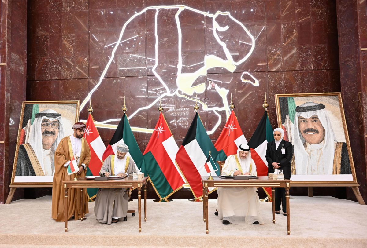 Foreign Minister meets Kuwaiti Foreign Minister - FM.gov.om