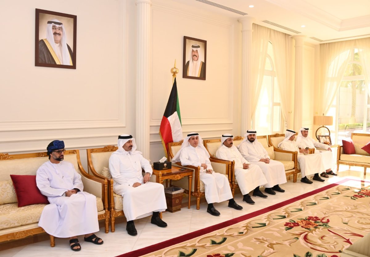 Omani officials offer condolences on the death of the Emir of Kuwait ...