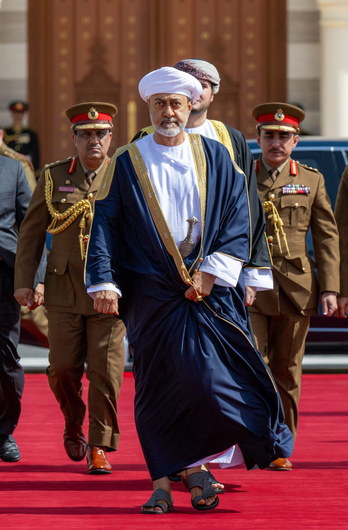 His Majesty heads to Kuwait - FM.gov.om