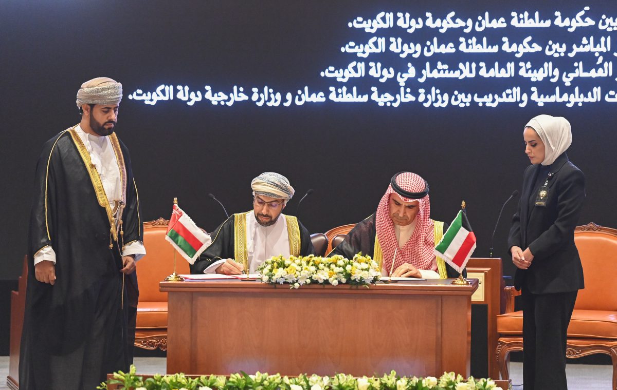 Oman and Kuwait sign four agreements - FM.gov.om