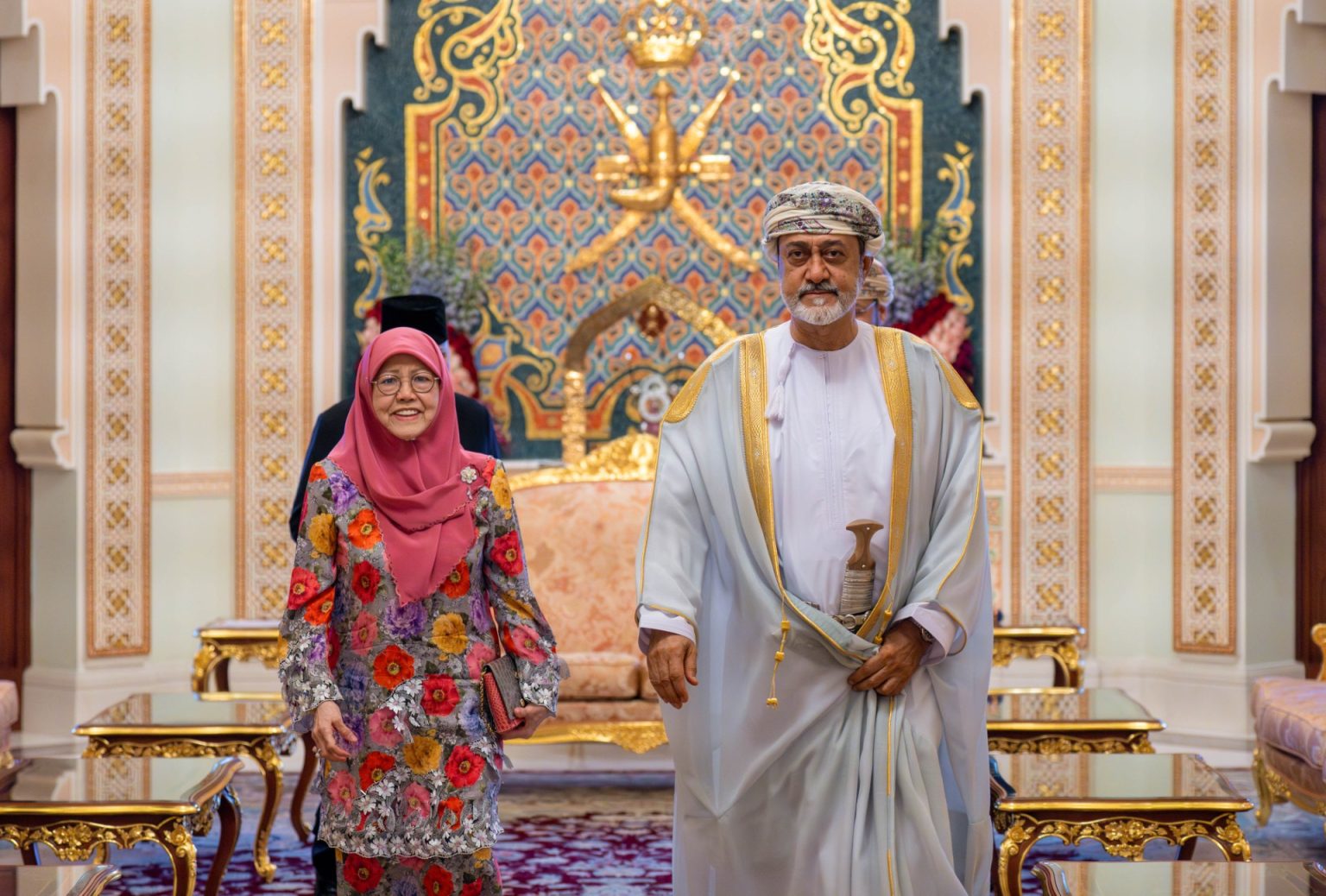 His Majesty receives Princess Hajah Masna of Brunei - FM.gov.om