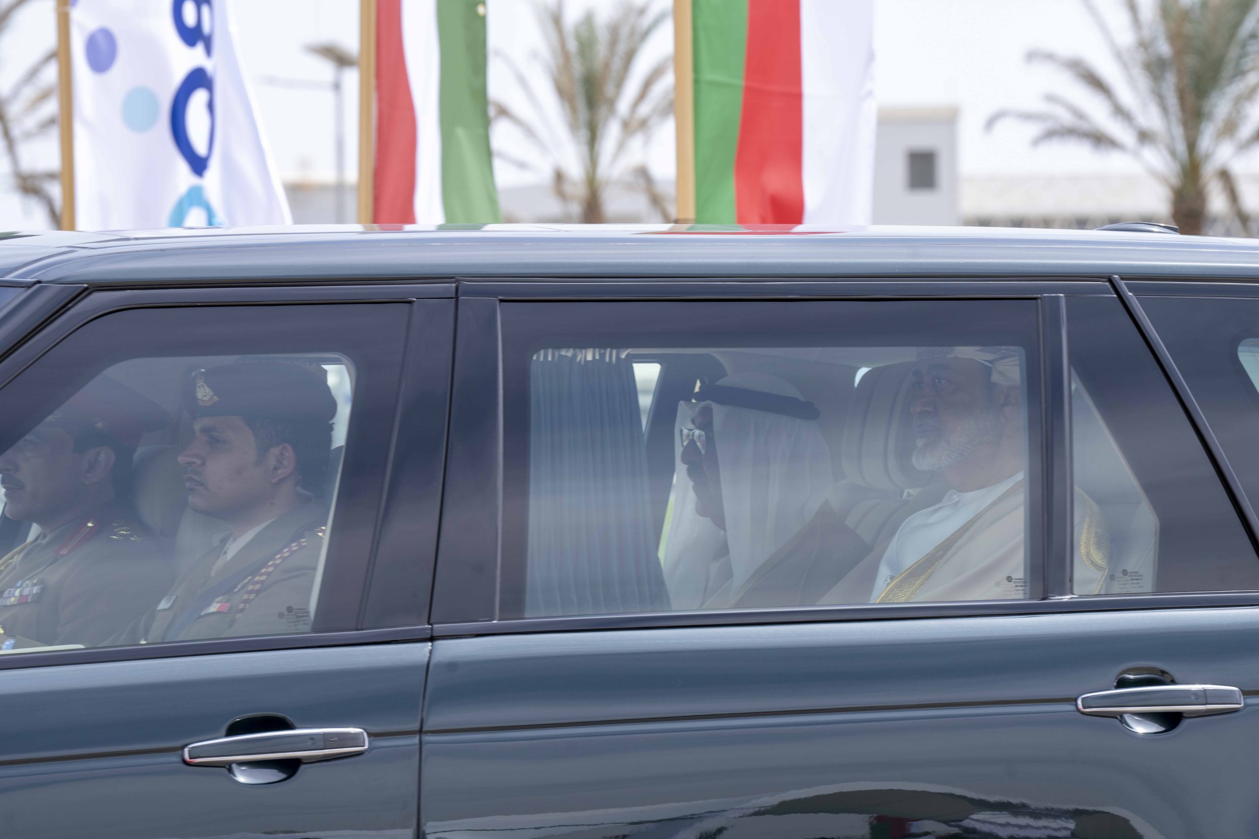 Emir of Kuwait Arrives in Duqm - FM.gov.om