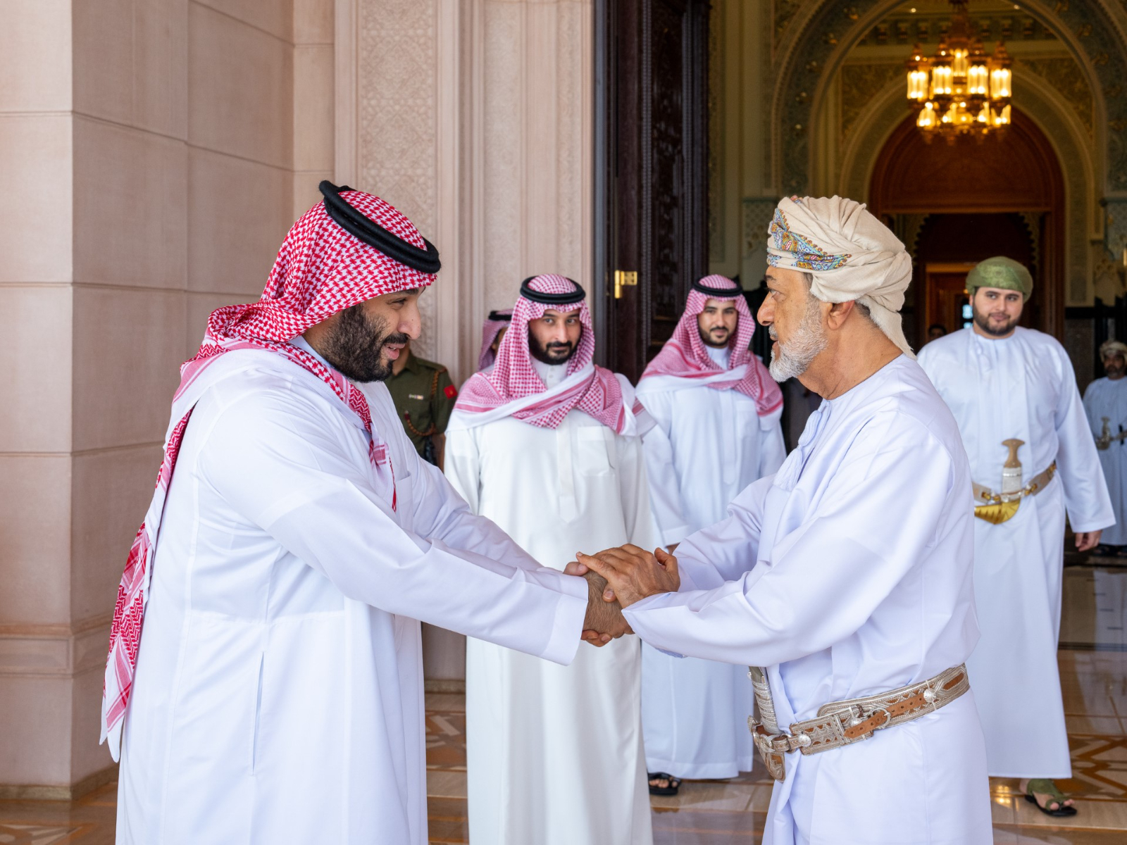 His Majesty the Sultan receives Saudi Crown Prince - FM.gov.om